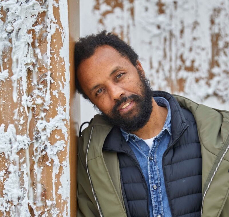 Carlos Bunga is now represented by Nara Roesler
